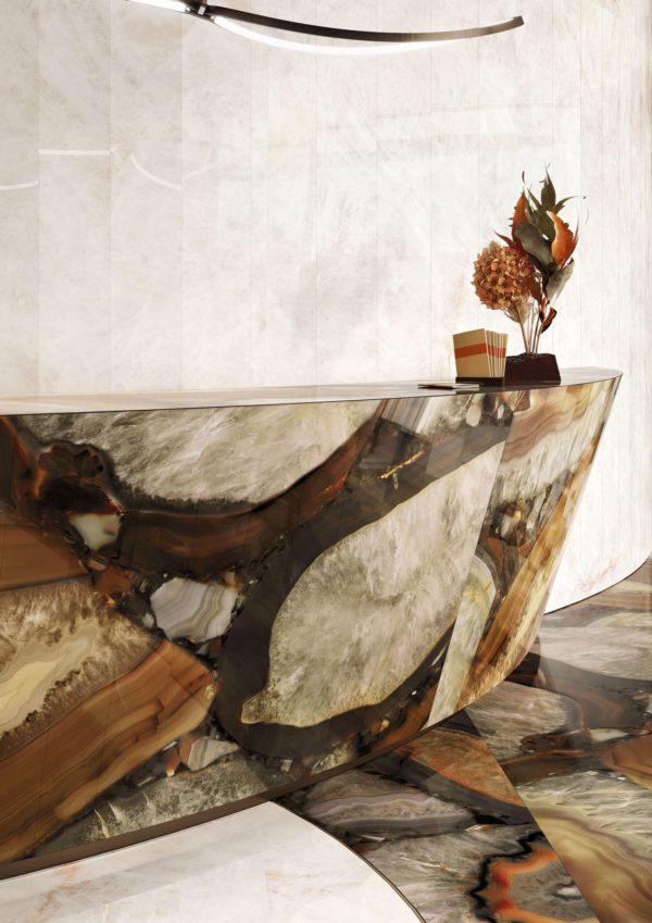 Crystal Ambra Polished | The Stones & More Group